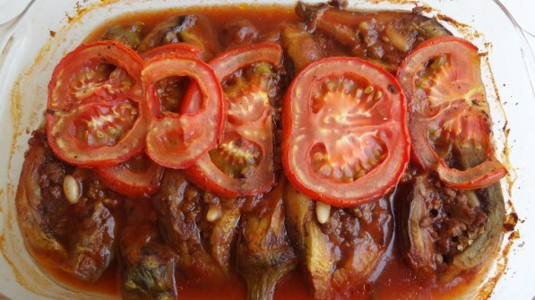 Sheikh El Mehchi (Stuffed Eggplant) – Tabkhet el yom